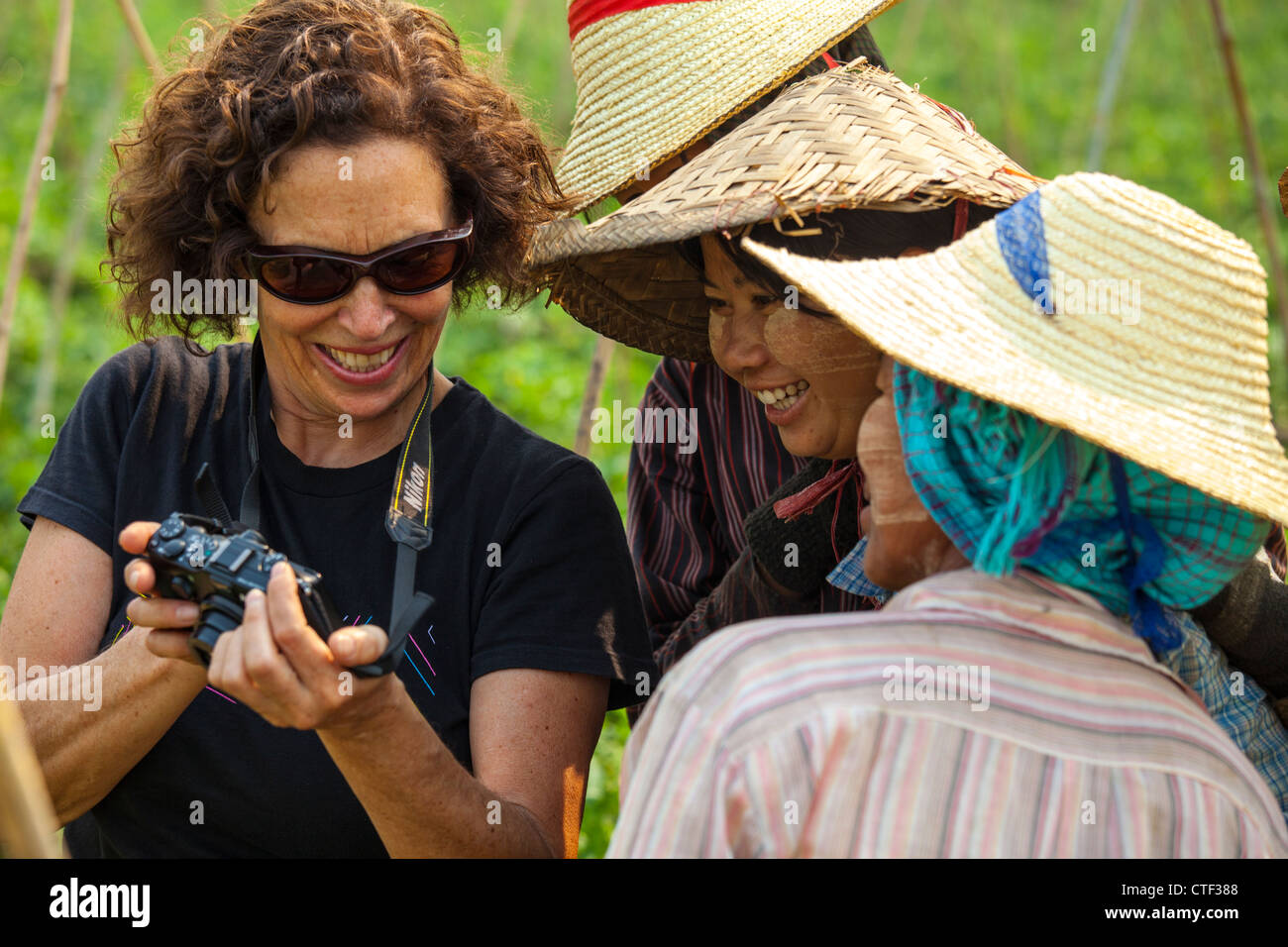 Female western tourist asia hi-res stock photography and images - Alamy