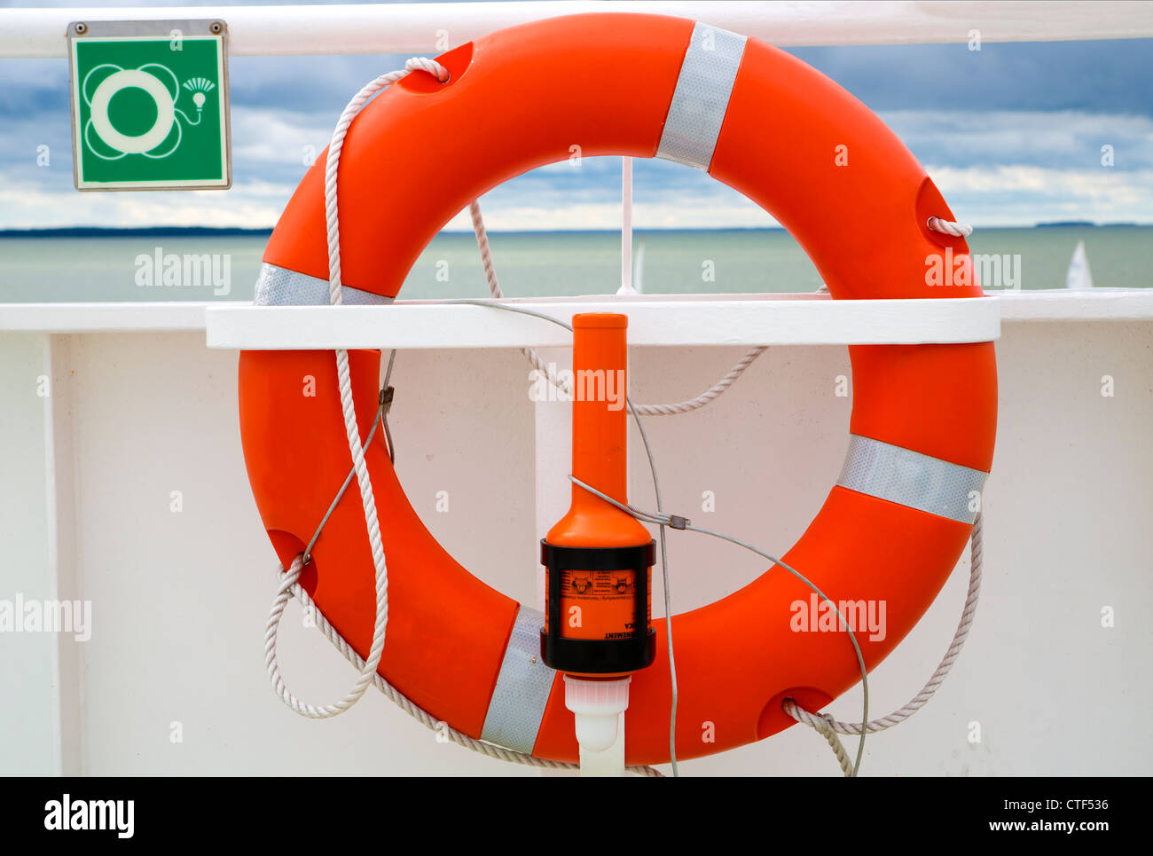 Red And White Lifebelt High Resolution Stock Photography and Images - Alamy