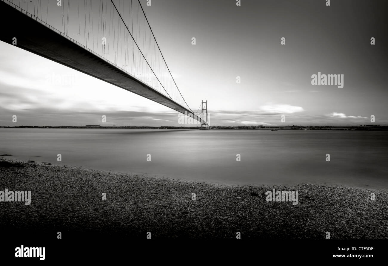 Humber bridge hi-res stock photography and images - Alamy
