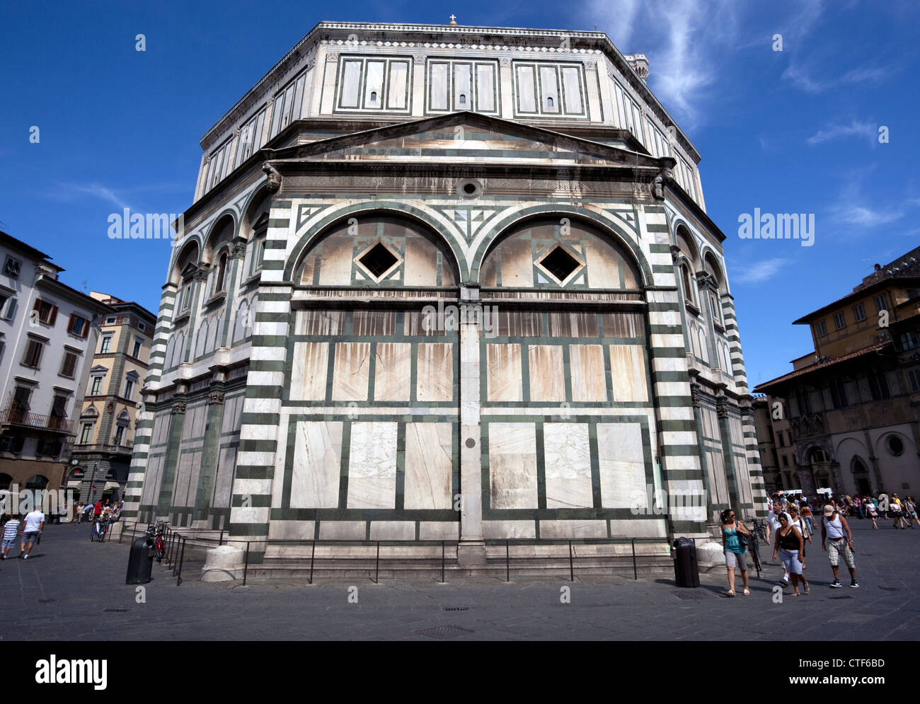 Il duomo florence baptistry hi-res stock photography and images - Alamy
