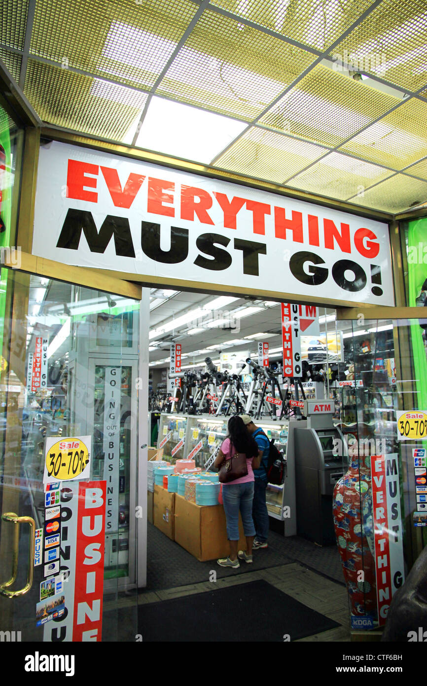 Everything Must Go Store Stock Photo - Alamy