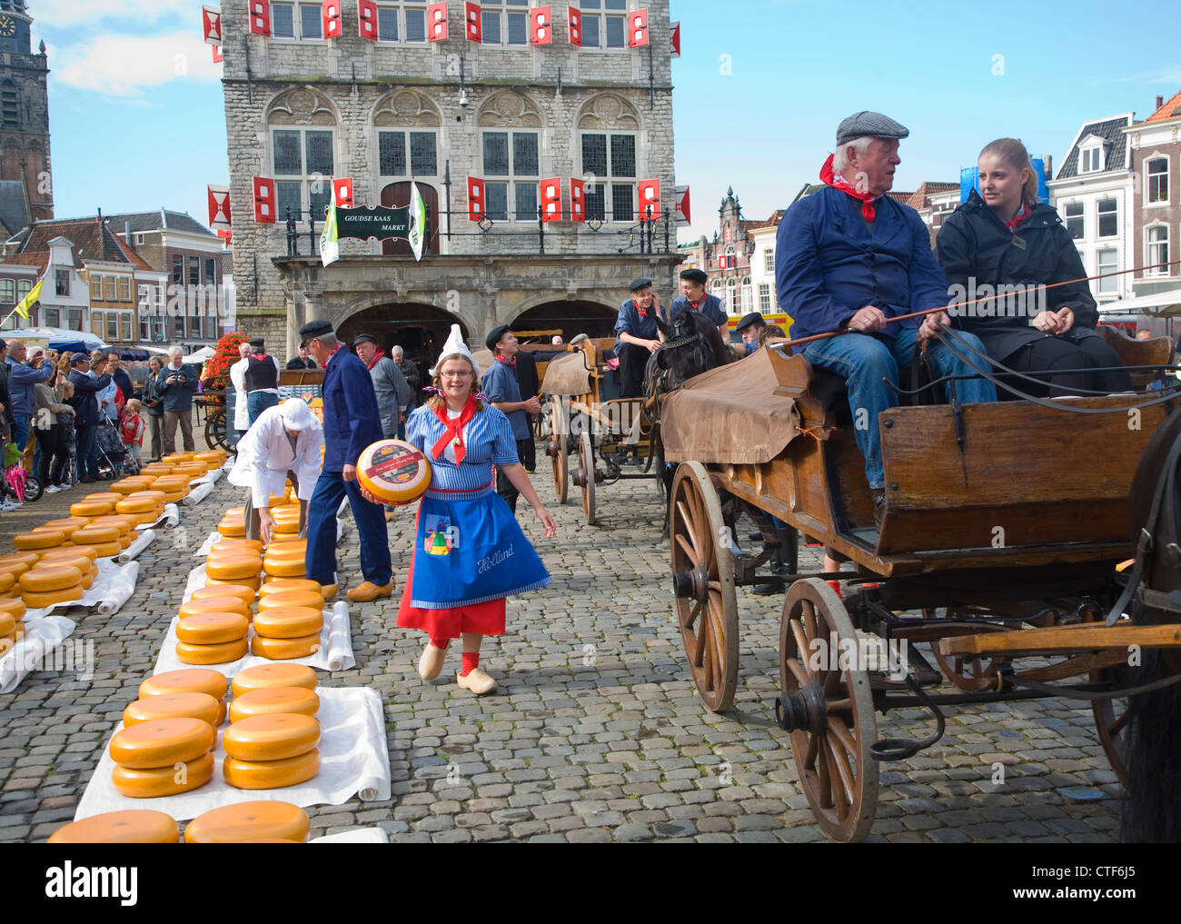 Holland netherlands tradition cheese hi-res stock photography and ...