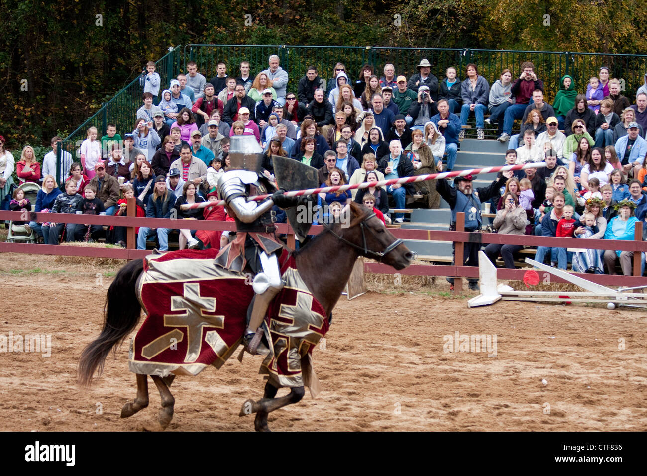Jousting At A Renaissance Festival Stock Photo - Alamy