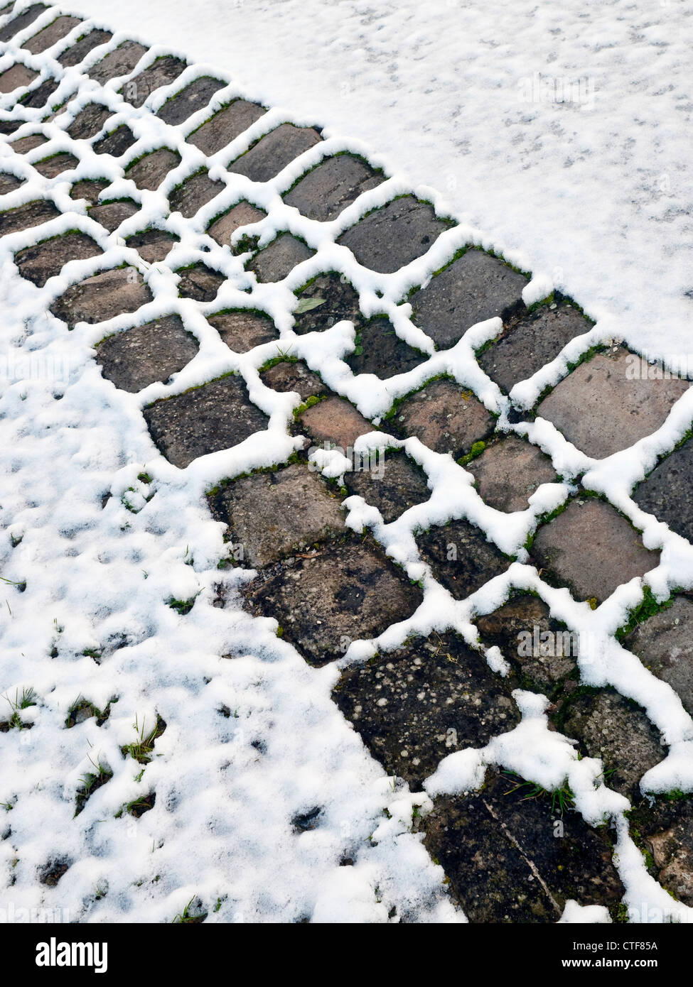 Stone sets hi-res stock photography and images - Alamy