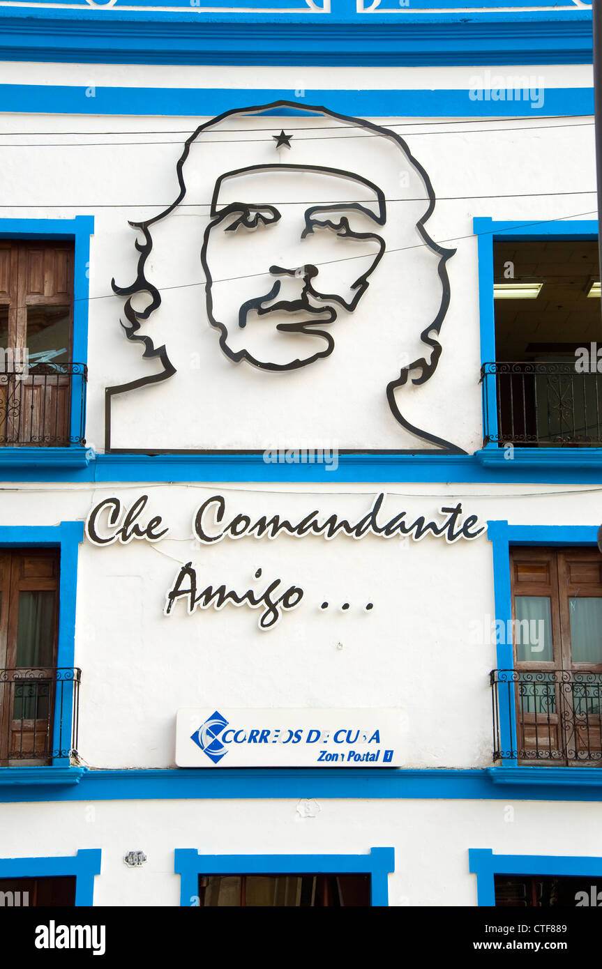 Che guevara mural hi-res stock photography and images - Alamy