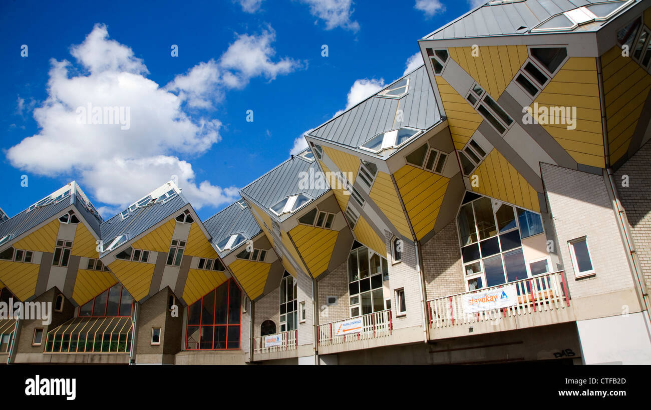 Kubuswoning Cube Houses, Blaak, Rotterdam, Netherlands architect Piet ...