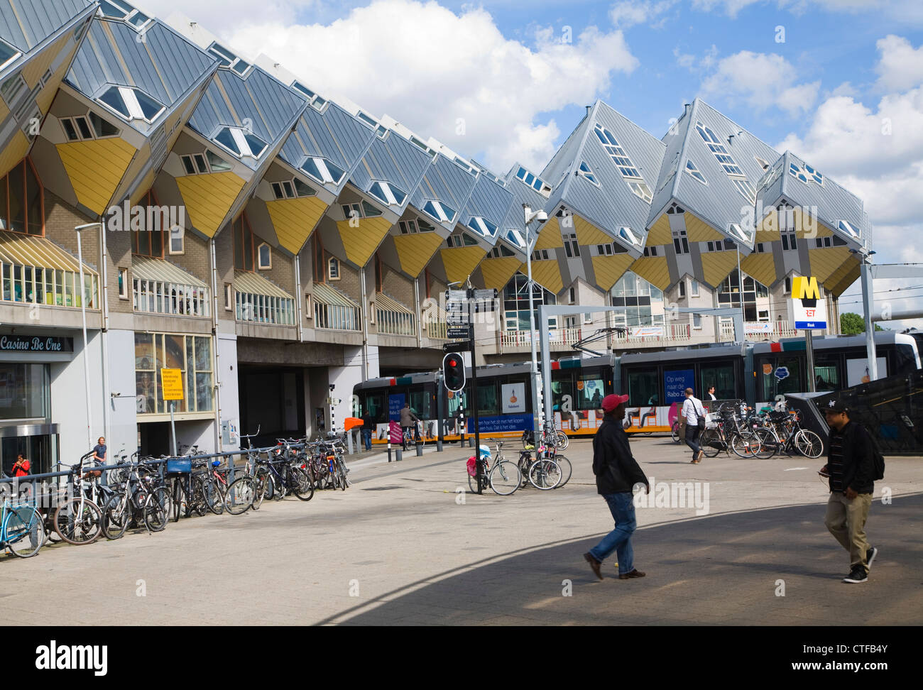 Kubuswoning Cube Houses, Blaak, Rotterdam, Netherlands architect Piet ...