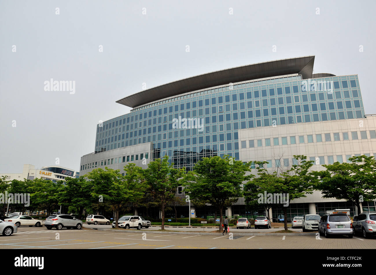 Modern korean architecture hi-res stock photography and images - Alamy