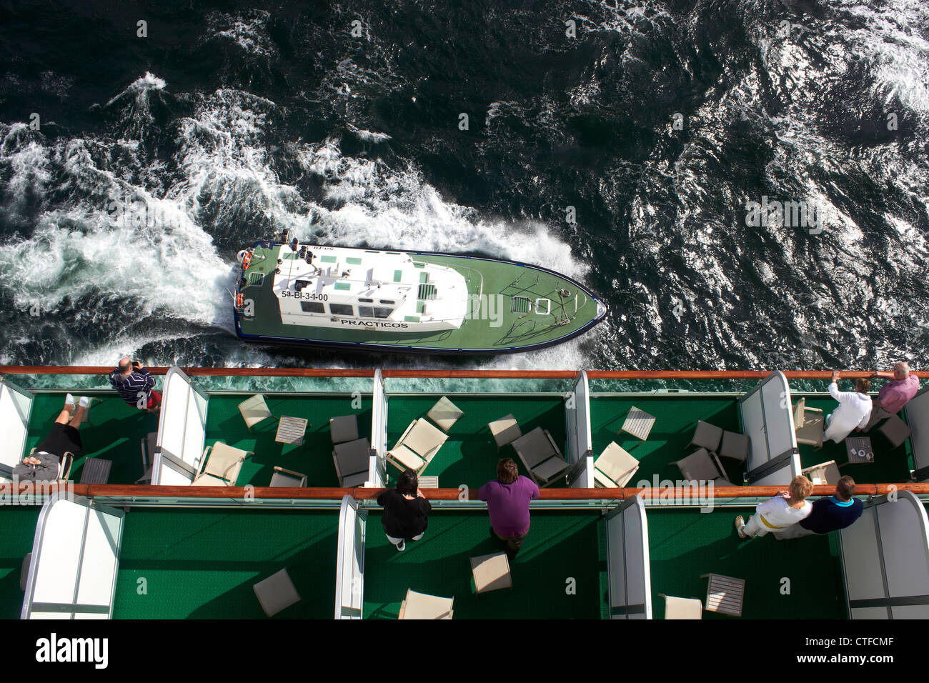 P&O Cruises MS Azura balcony at sea Stock Photo - Alamy