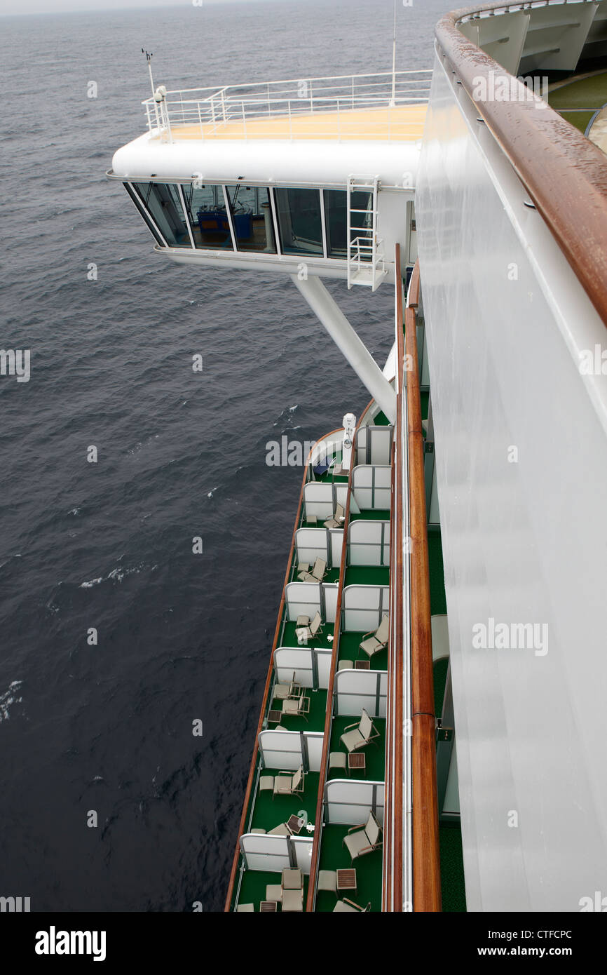 P&O Cruises MS Azura passenger cruise ship Stock Photo - Alamy