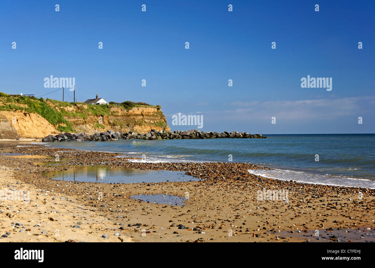 A view of the beach at the east end of Happisburgh, Norfolk, England ...