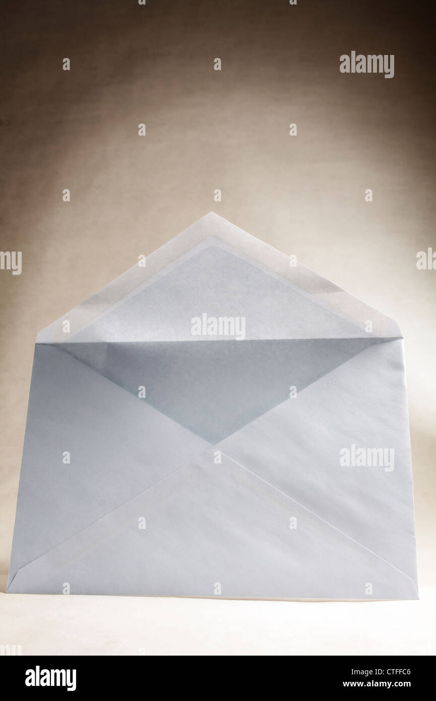 Frontal view of an envelope ready to be filled Stock Photo - Alamy