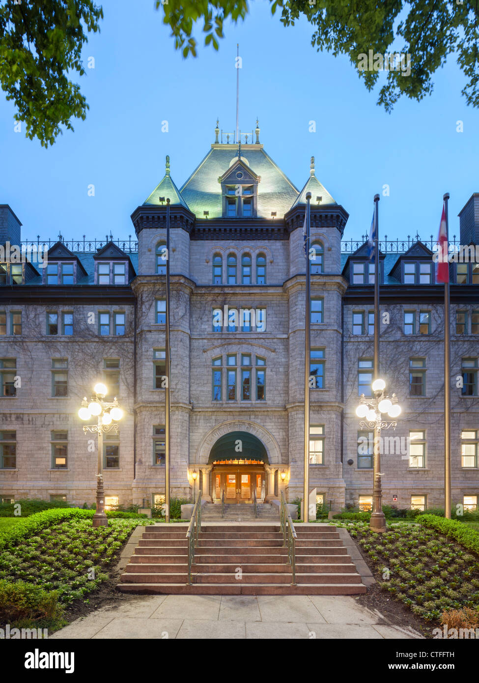 Quebec city haute ville night hi-res stock photography and images - Alamy