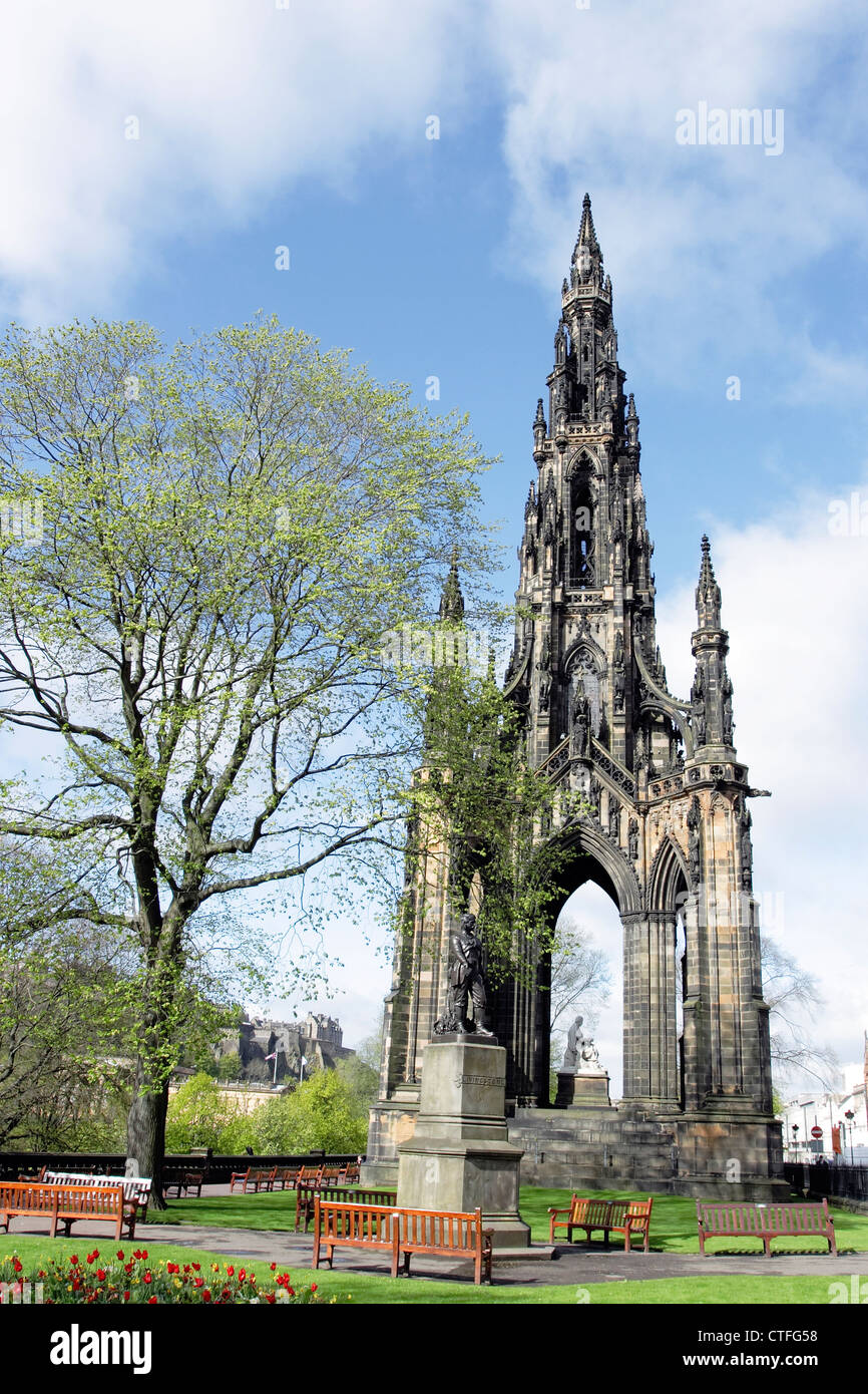 The Scott Monument in Edinburgh, Scotland Stock Photo - Alamy