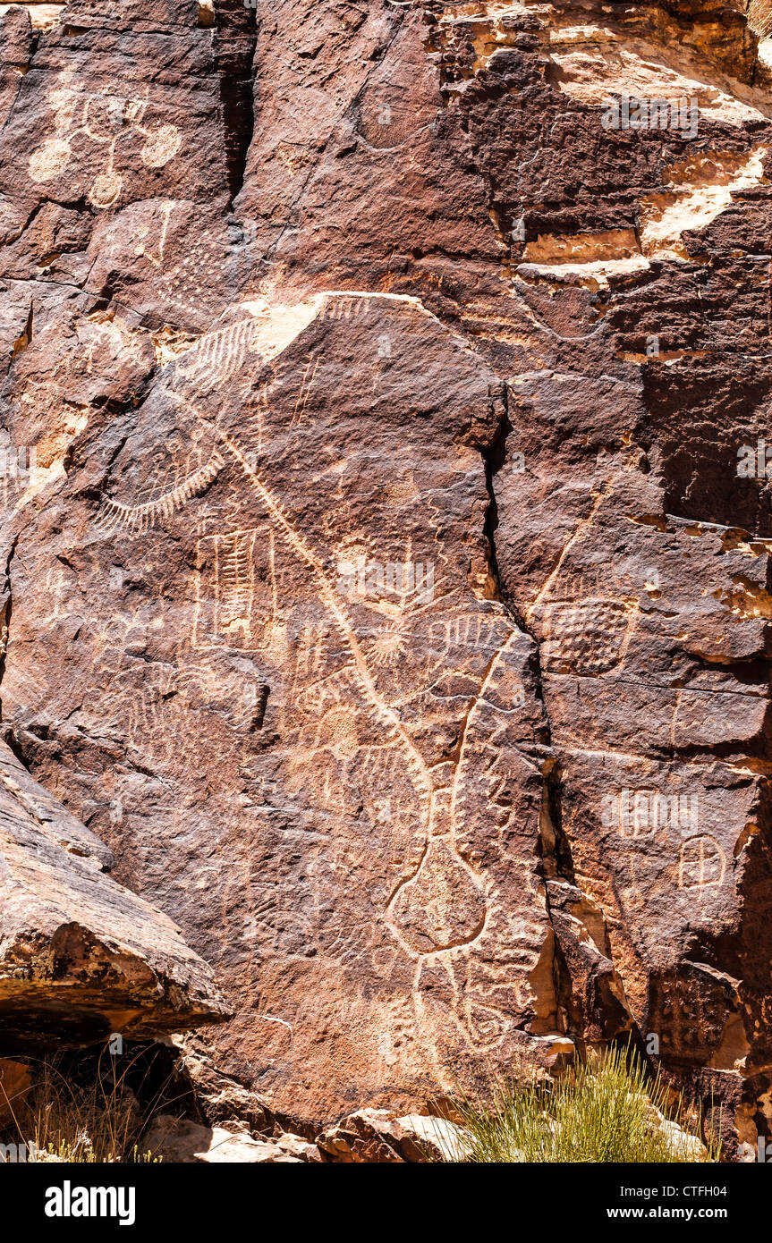 Usa utah parowan gap petroglyphs hi-res stock photography and images ...