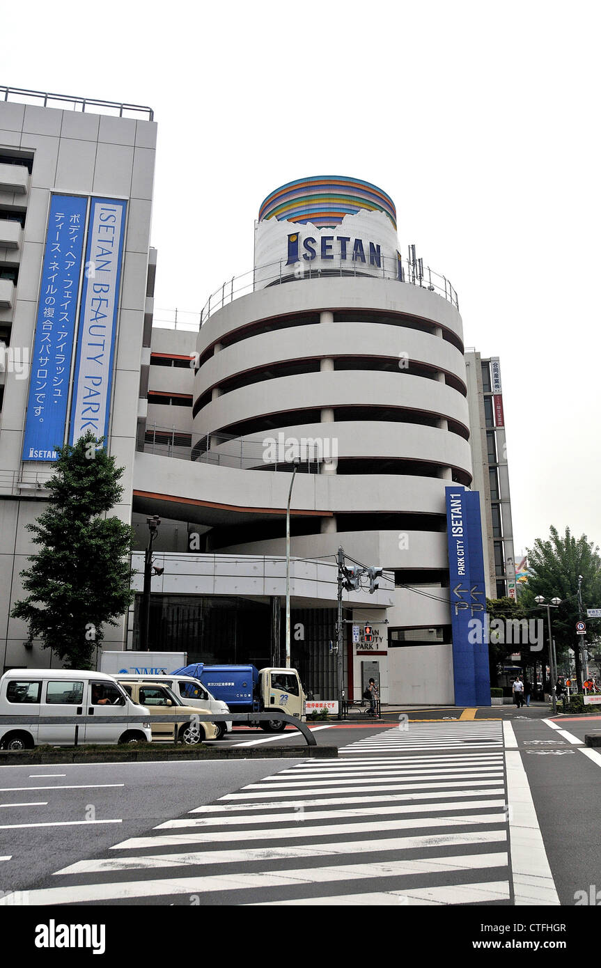 Isetan shinjuku hi-res stock photography and images - Alamy