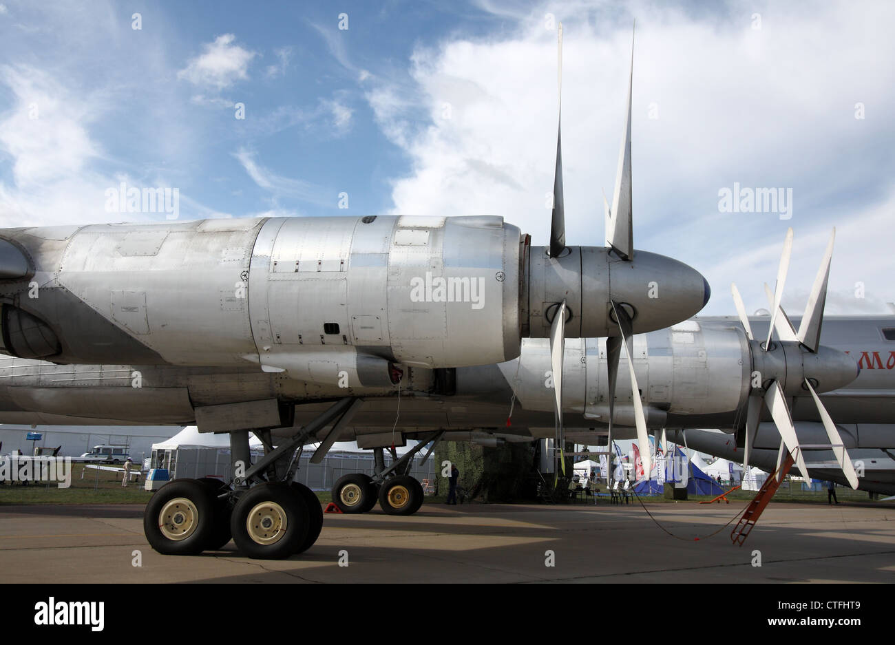 Turbo-propeller strategic bomber-rocket carrier Tupolev Tu-95MS Bear ...