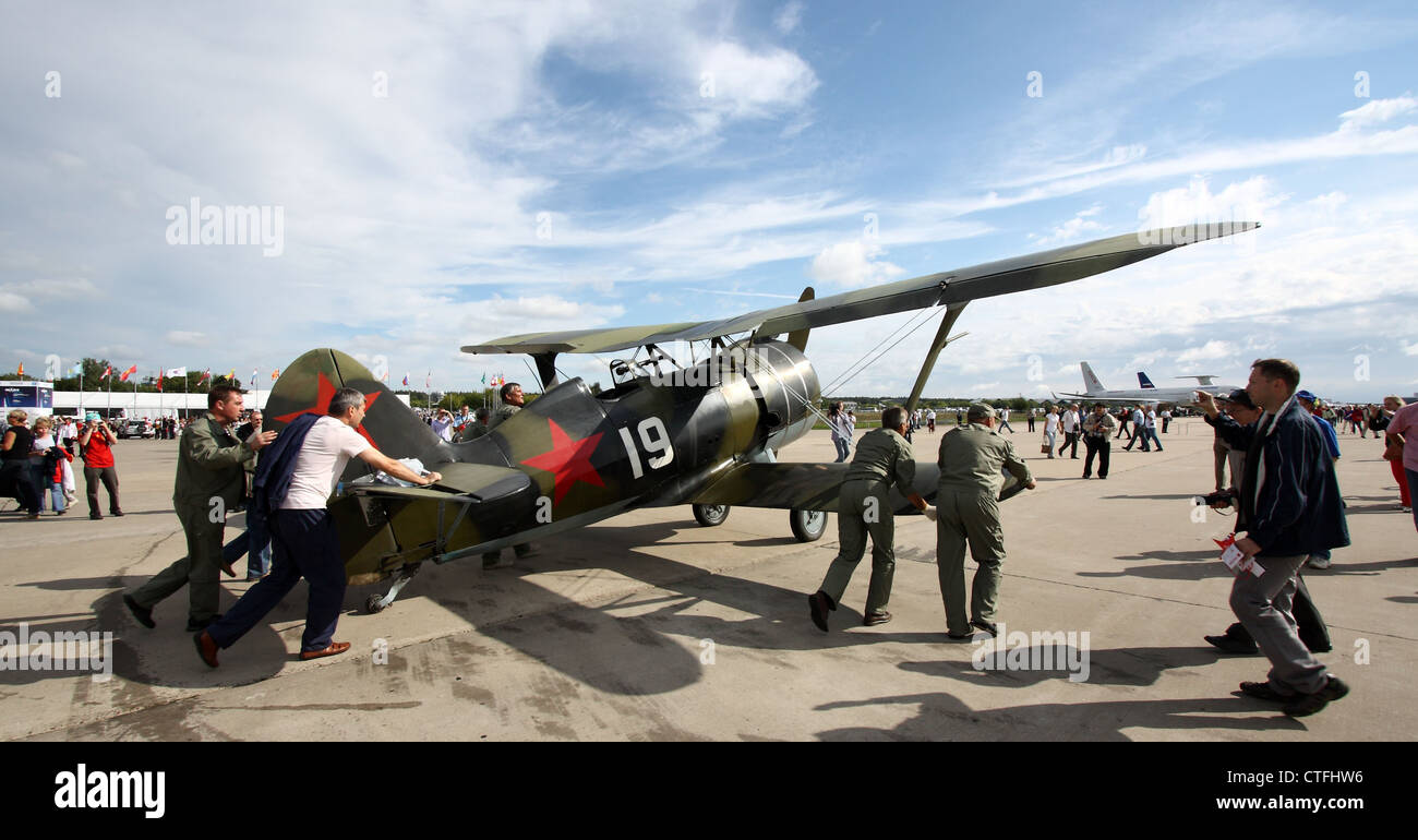 Fighter Polikarpov I-15 bis (The international aerospace salon MAKS ...
