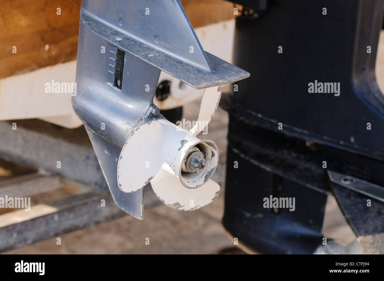 Outboard motor propellor hi-res stock photography and images - Alamy