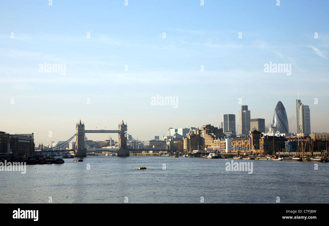 Draw bridge uk hi-res stock photography and images - Alamy