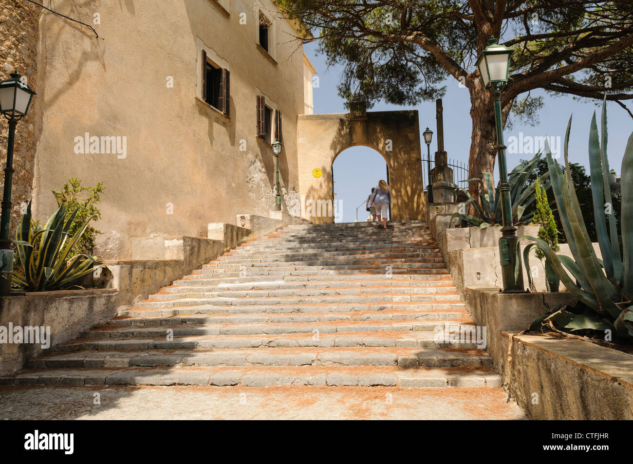Steep stone steps ancient hi-res stock photography and images - Alamy