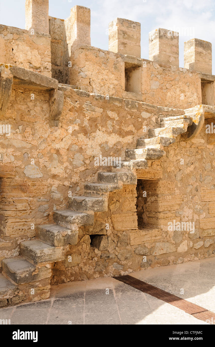 Steps leading to castle hi-res stock photography and images - Alamy