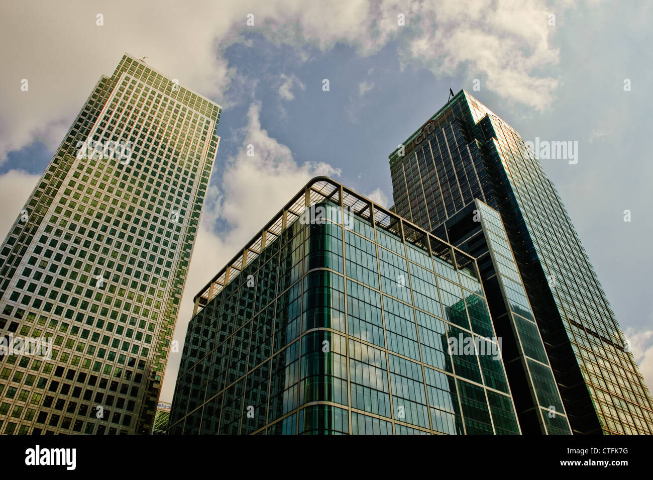 Highrise cluster hi-res stock photography and images - Alamy