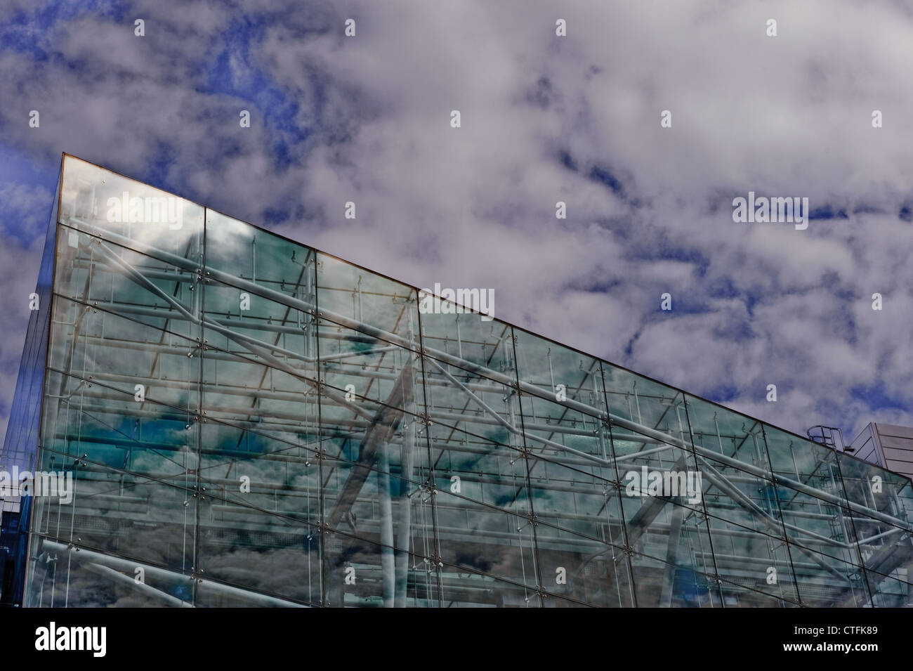 Pointed buildings hi-res stock photography and images - Alamy