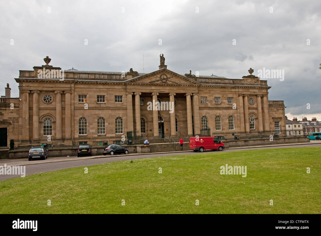 York crown court hi-res stock photography and images - Alamy