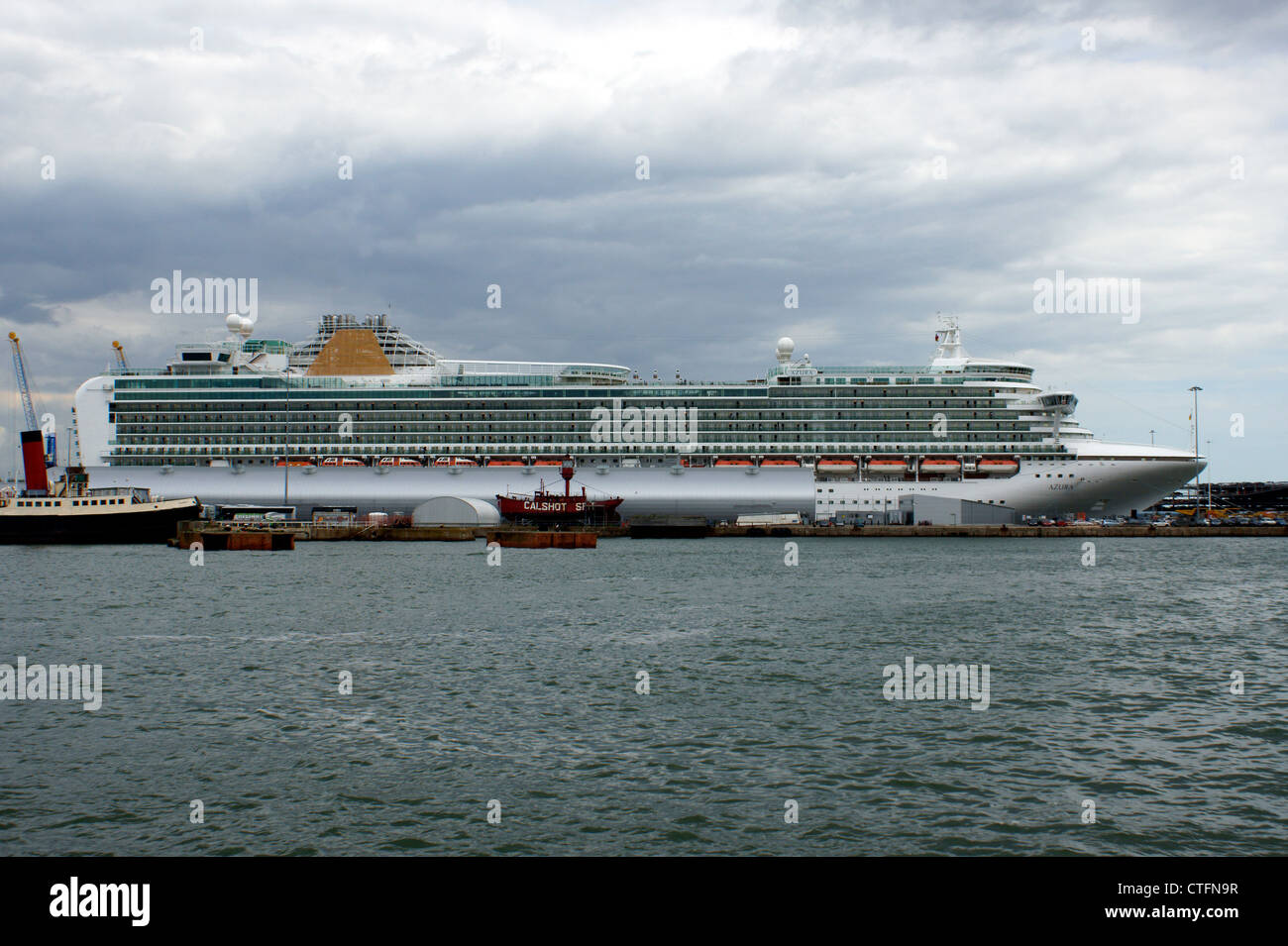 MS AZURA P&O CRUISES Stock Photo - Alamy