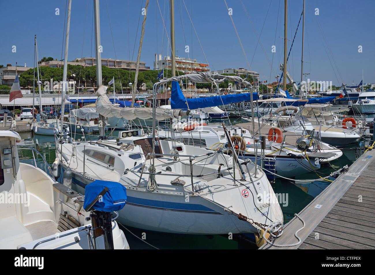 Port de La Napoule, Mandelieu-La Napoule, Côte d'Azur, Alpes-Maritimes ...