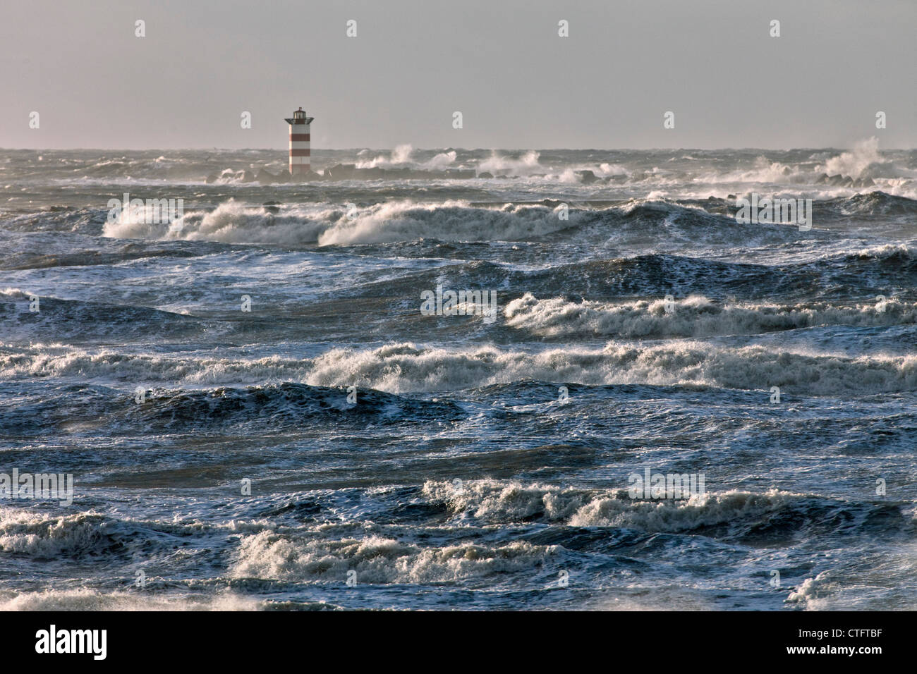 North sea lighthouse storm hi-res stock photography and images - Alamy