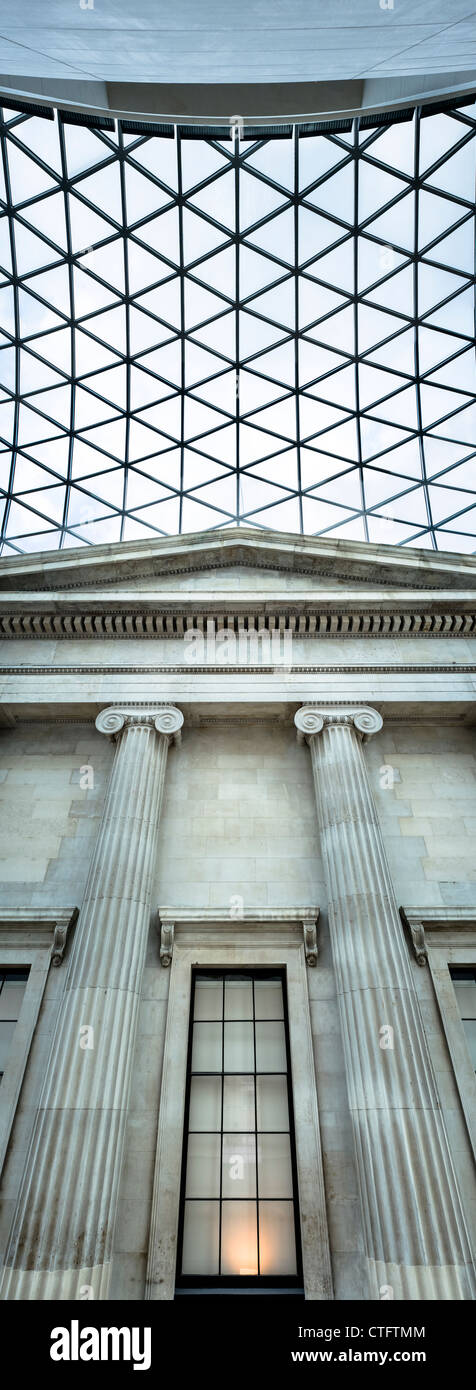 British Museum London Glass Roof High Resolution Stock Photography and ...