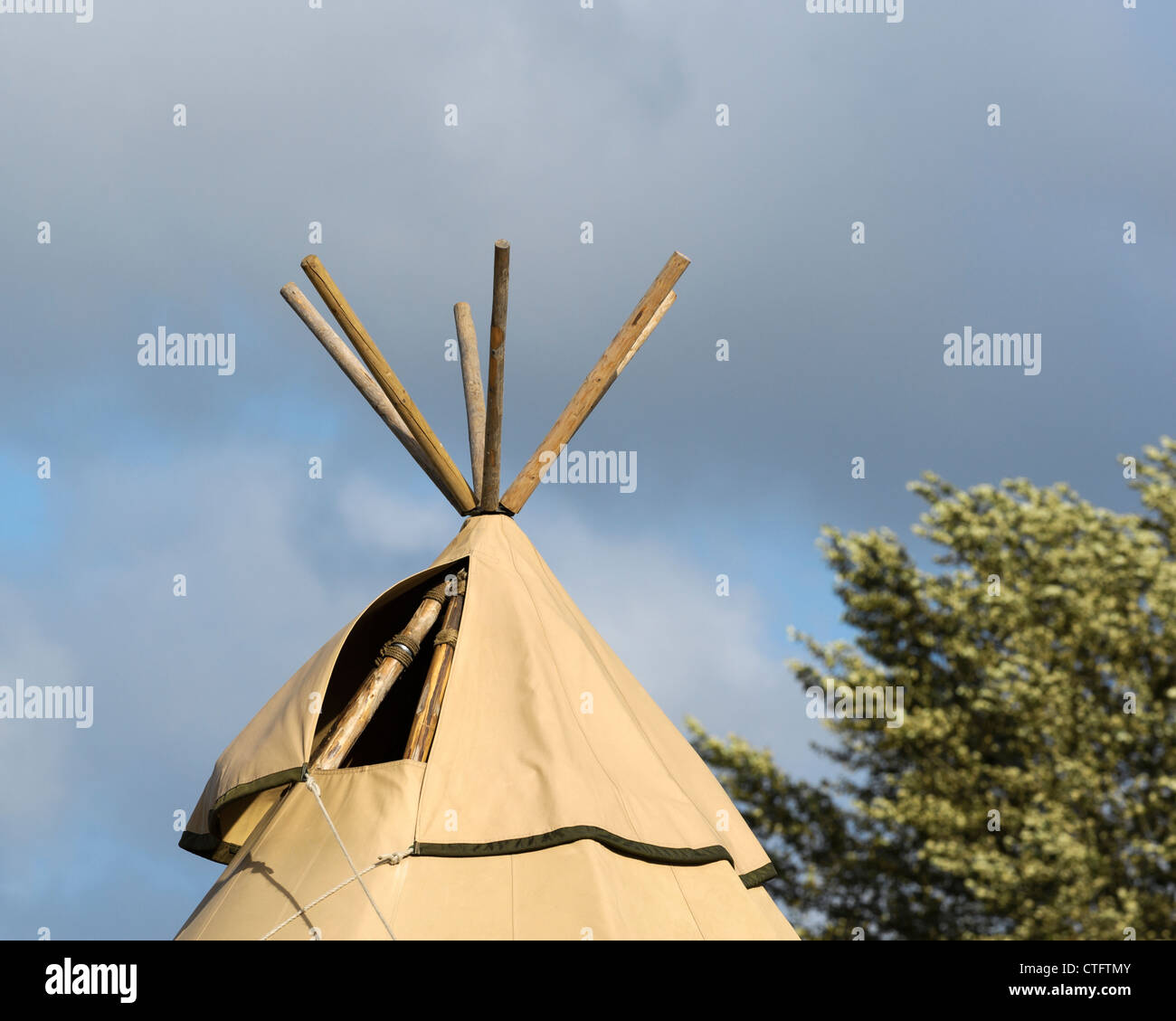 The top of a tepee tent Stock Photo - Alamy
