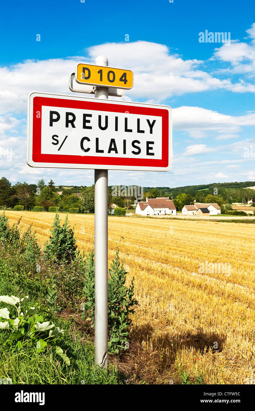 Modern french road sign hi-res stock photography and images - Alamy