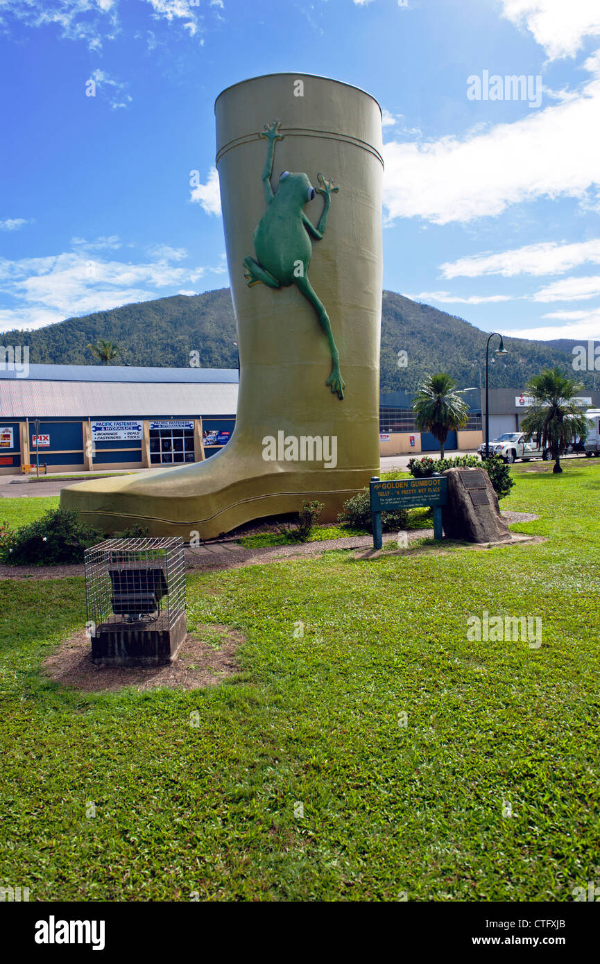 Big golden gumboot hi-res stock photography and images - Alamy