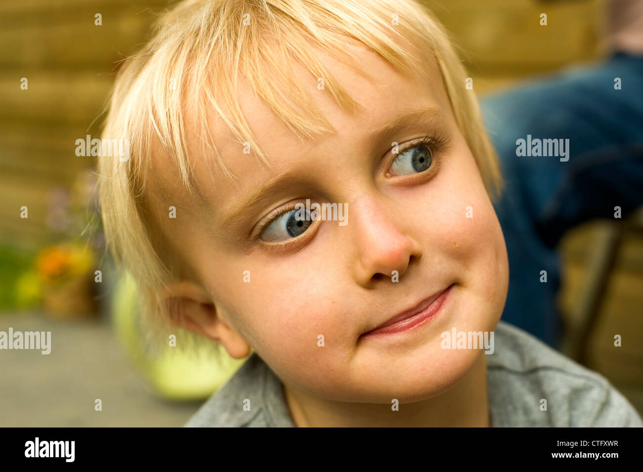 Child making scary face hi-res stock photography and images - Alamy