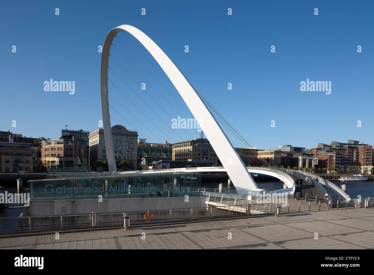 Gateshead Millennium Bridge Stock Photo - Alamy