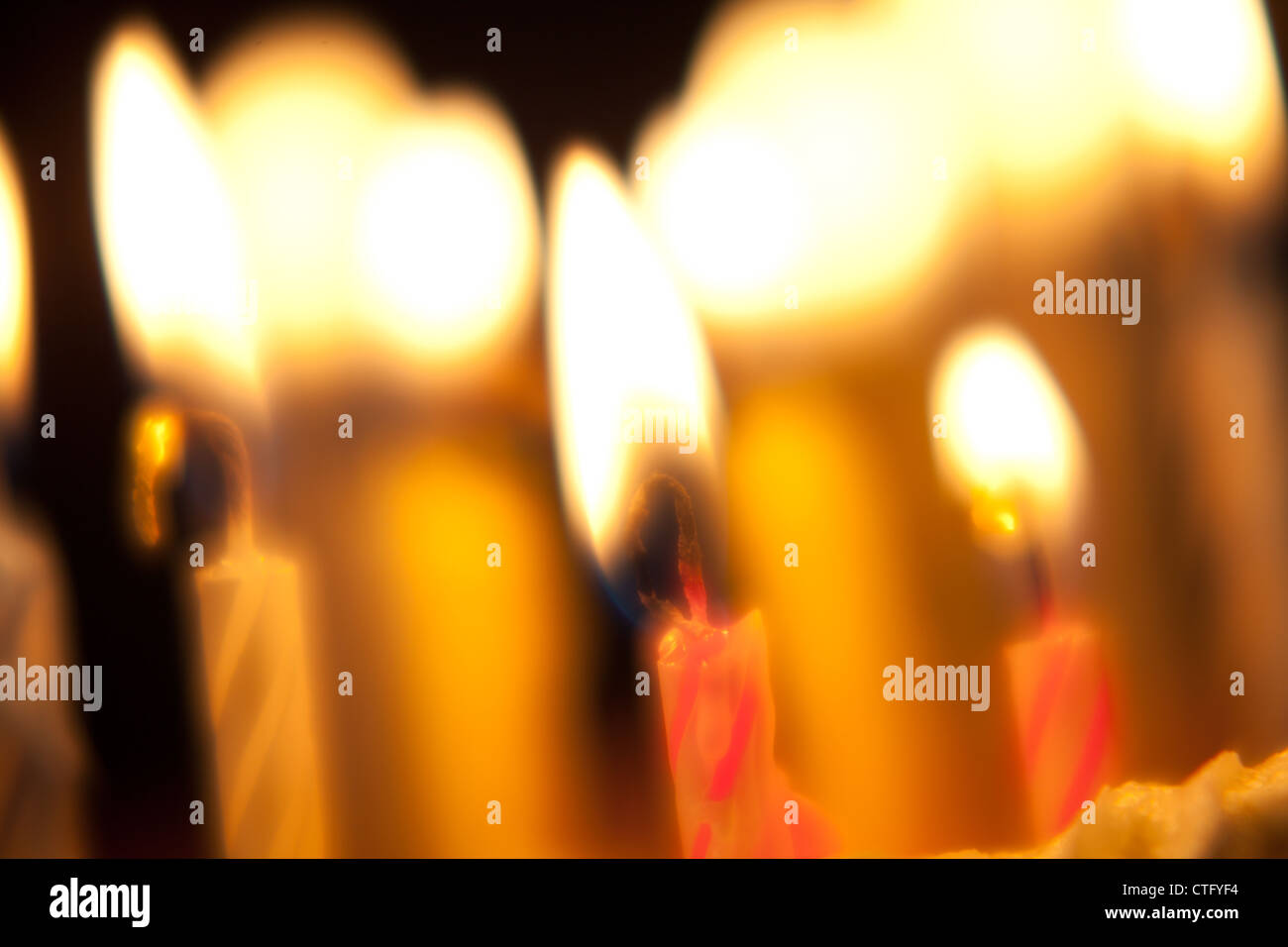 Religious candlelight hi-res stock photography and images - Alamy
