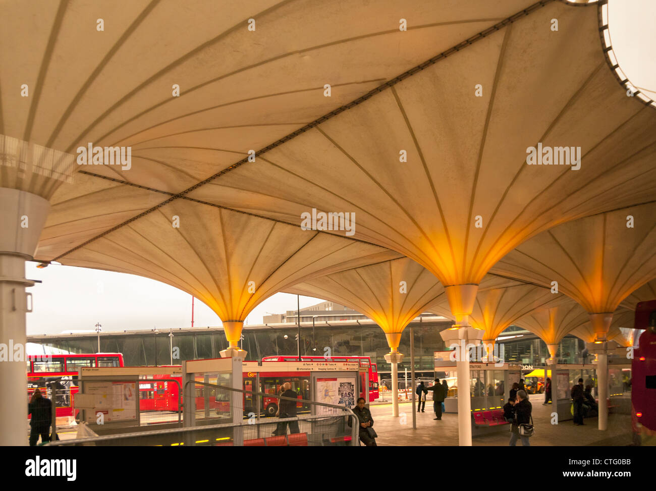 Stratford station hi-res stock photography and images - Alamy