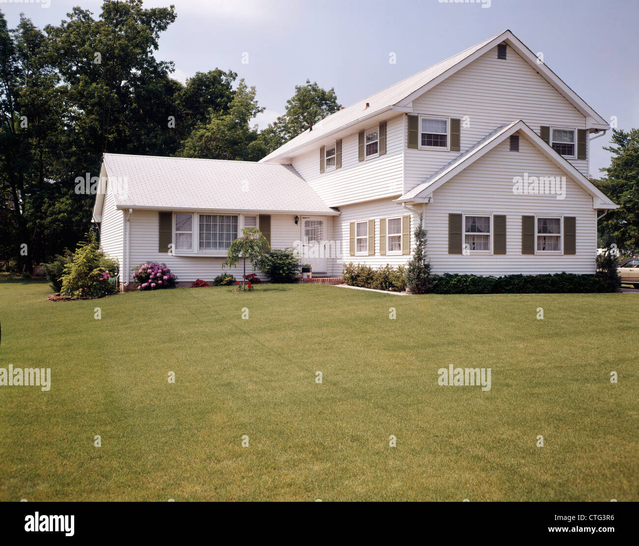 1970s house exterior hi-res stock photography and images - Alamy