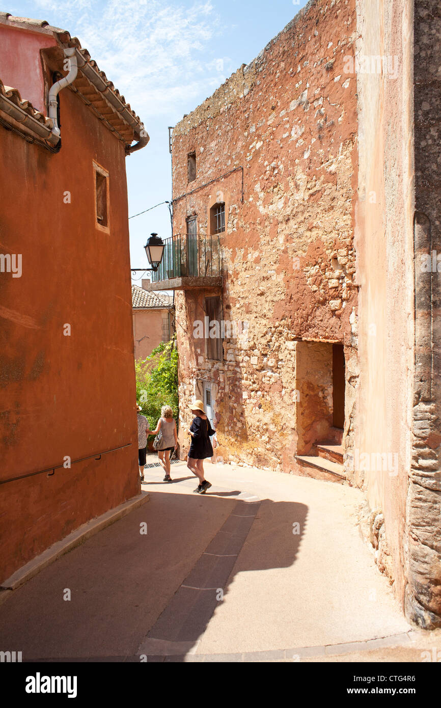 A Street in the Village of Roussillon Stock Photo - Alamy