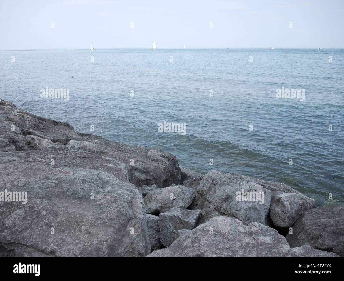 Outdoor rock lake hi-res stock photography and images - Alamy