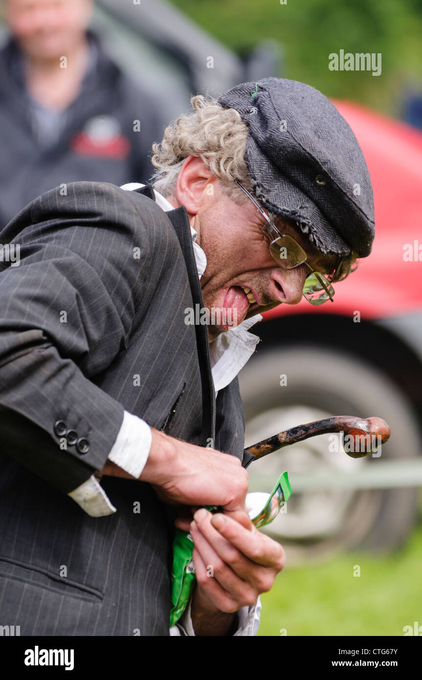 Scruffy old man hi-res stock photography and images - Alamy