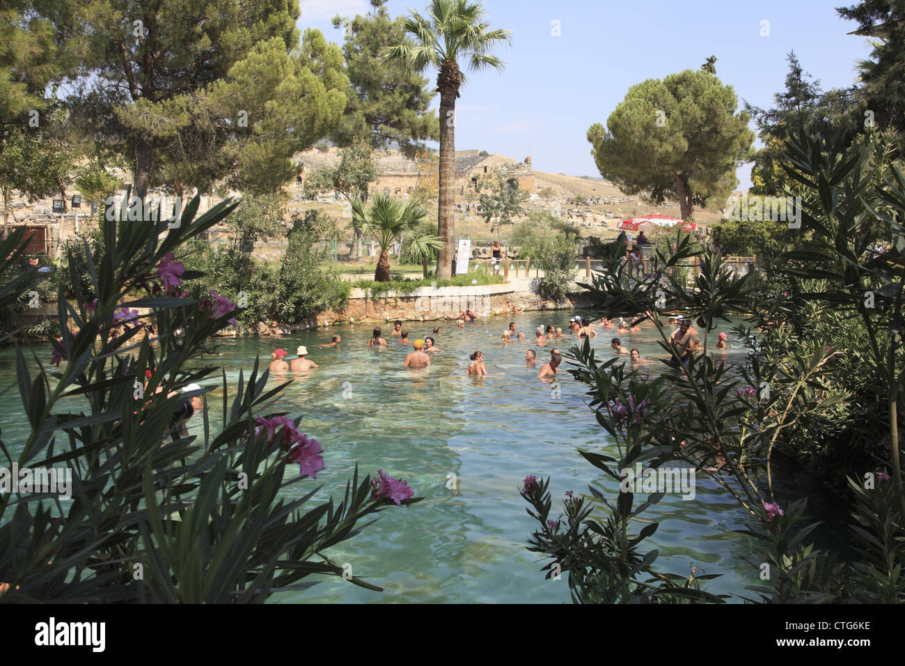 Hot springs swimming pool at Pamukkale, Turkey Stock Photo - Alamy
