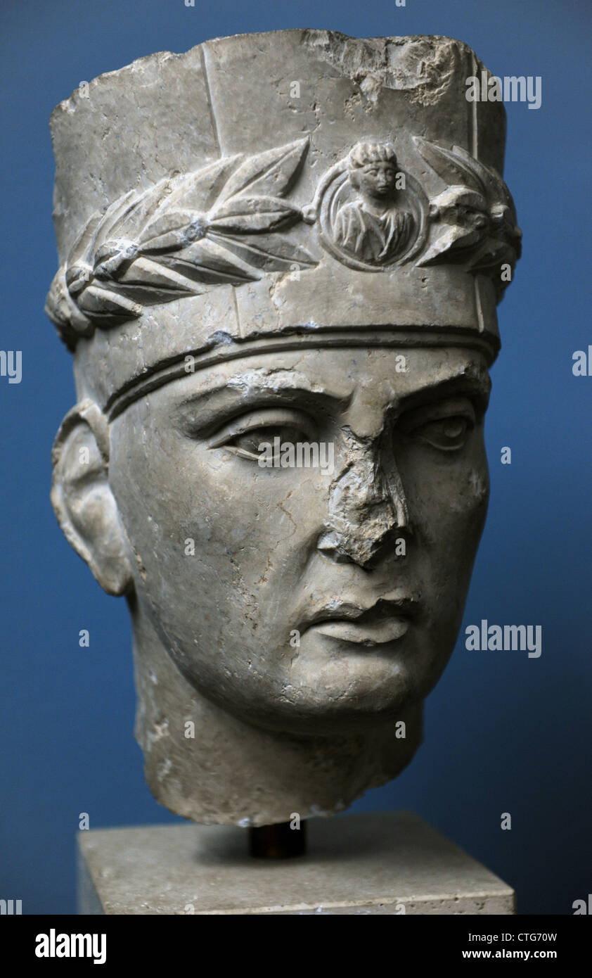 Palmyrene hi-res stock photography and images - Alamy