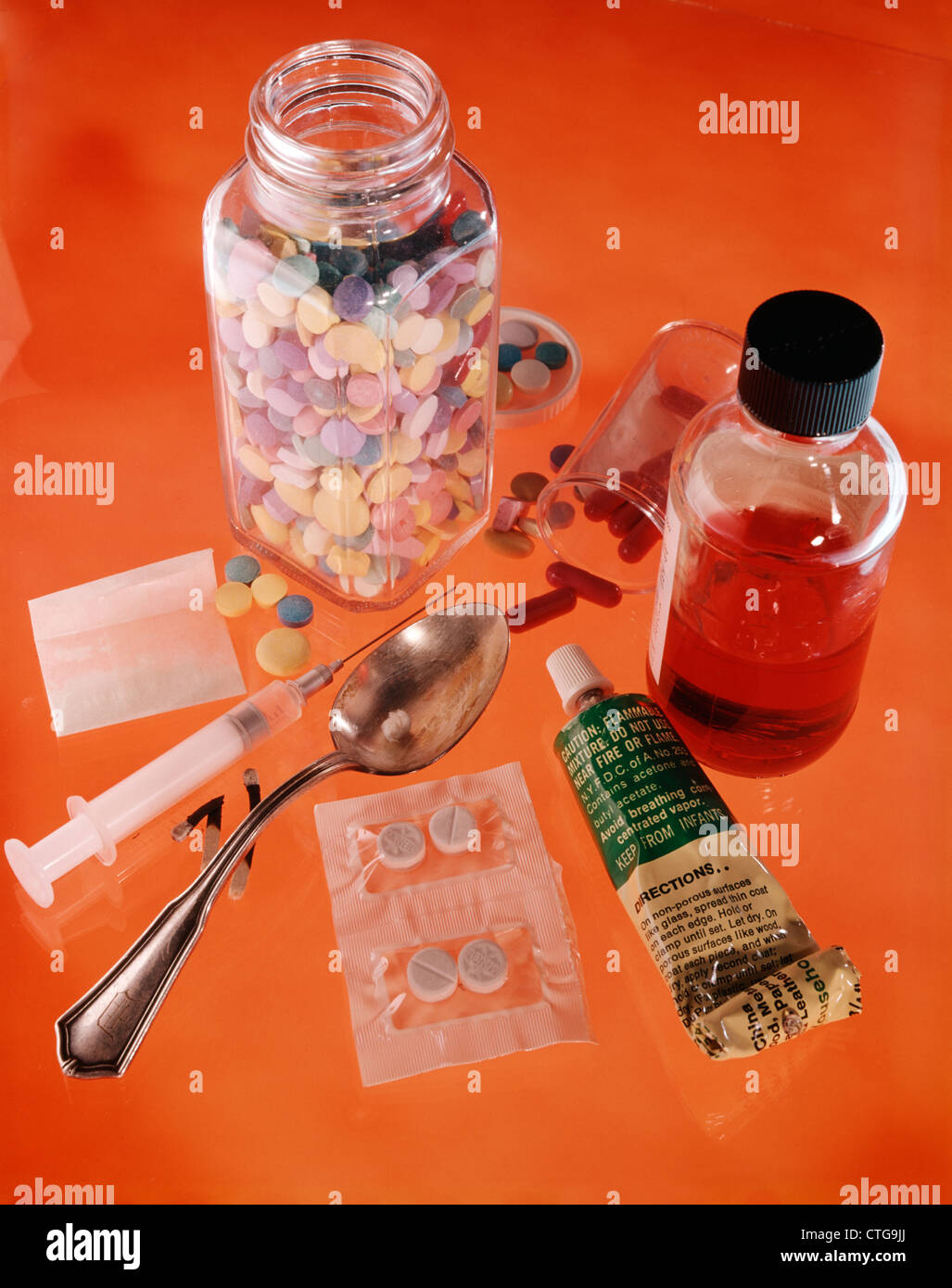 Drug addiction 1980s hi-res stock photography and images - Alamy