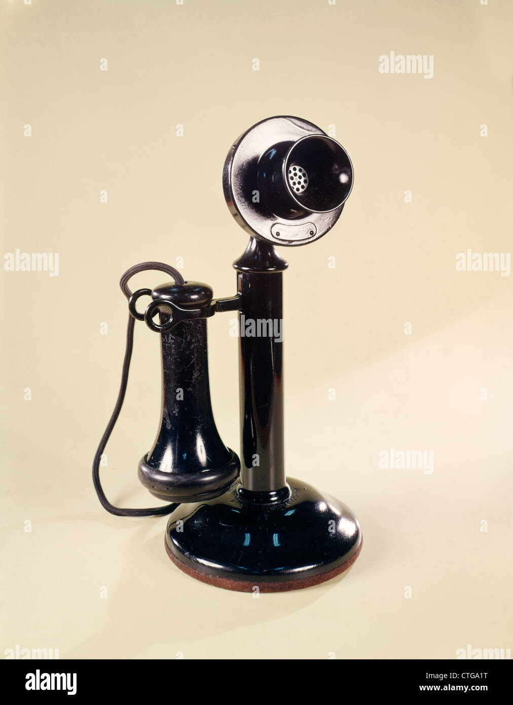 1920s BLACK CANDLESTICK TELEPHONE Stock Photo - Alamy