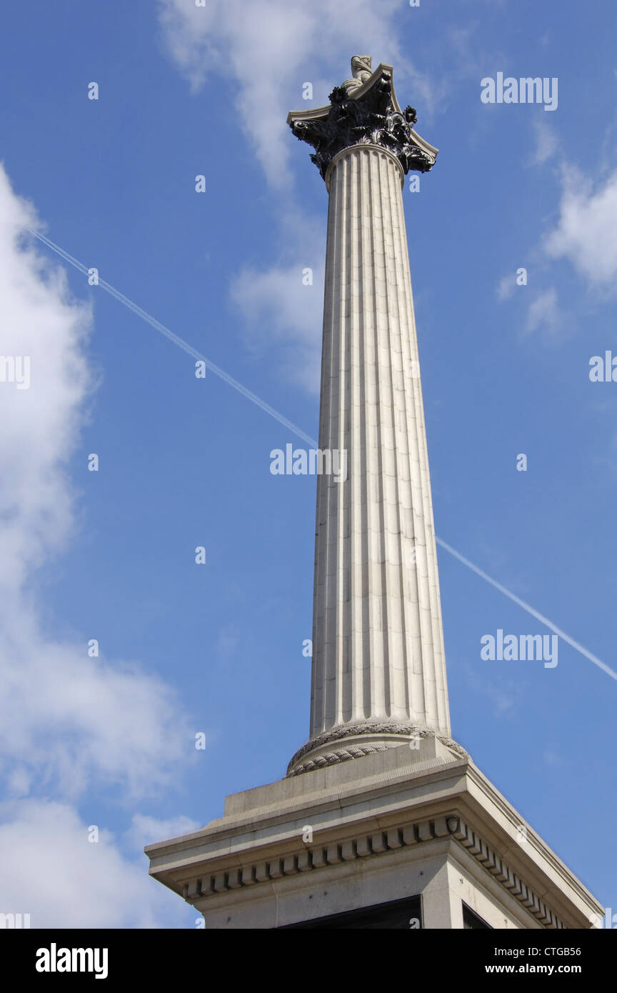 Nelson's Column in Trafalgar Square, London, England Stock Photo - Alamy