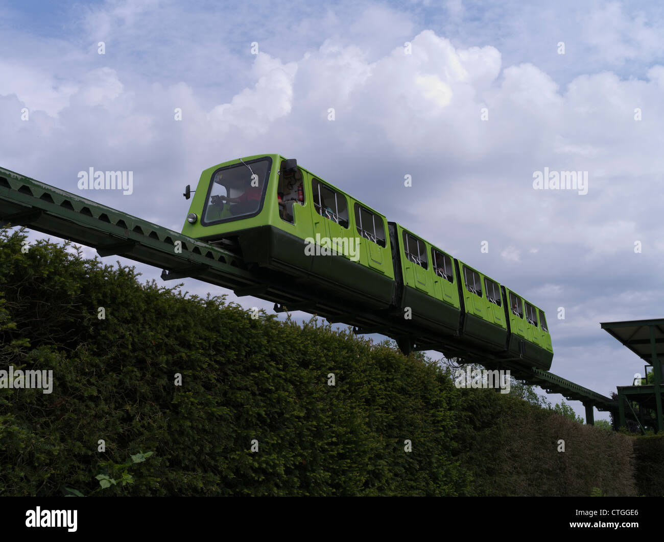 dh BEAULIEU HAMPSHIRE Monorail train coaches monorails uk Stock Photo ...